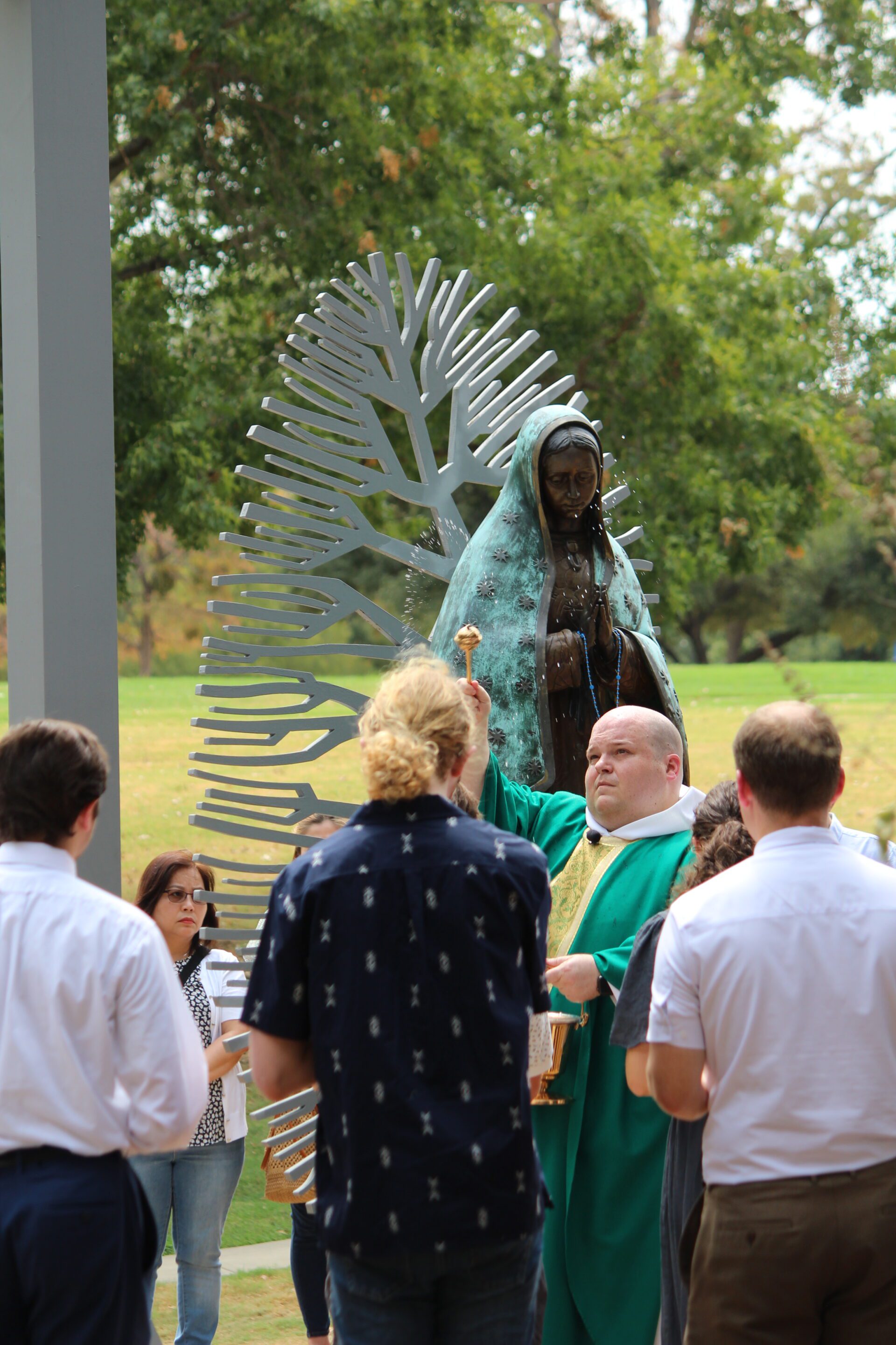 UD welcomes Father James Martin Nobles | The Cor Chronicle