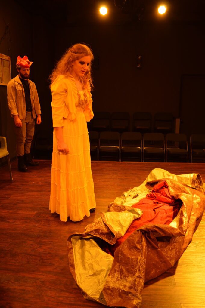 A review of the stunning senior studio “Electra” | The Cor Chronicle