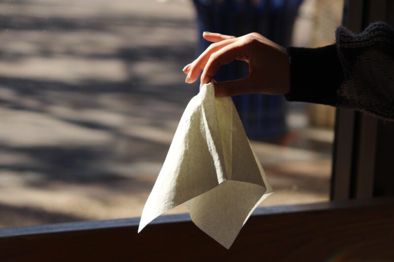 On dropping the handkerchief | The Cor Chronicle